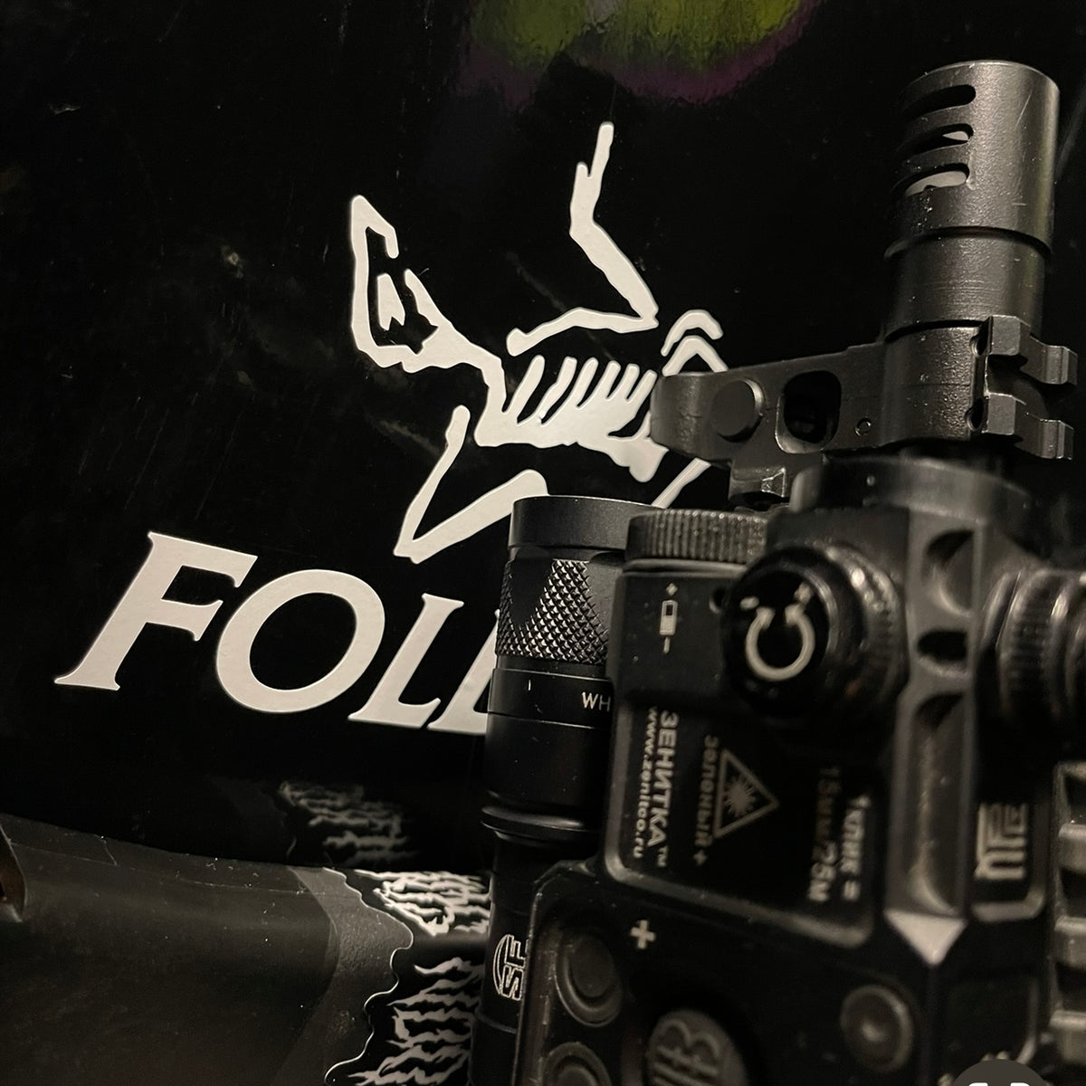 Fold'Em 6" x 4" Vinyl Cut Logo – UNKWN8