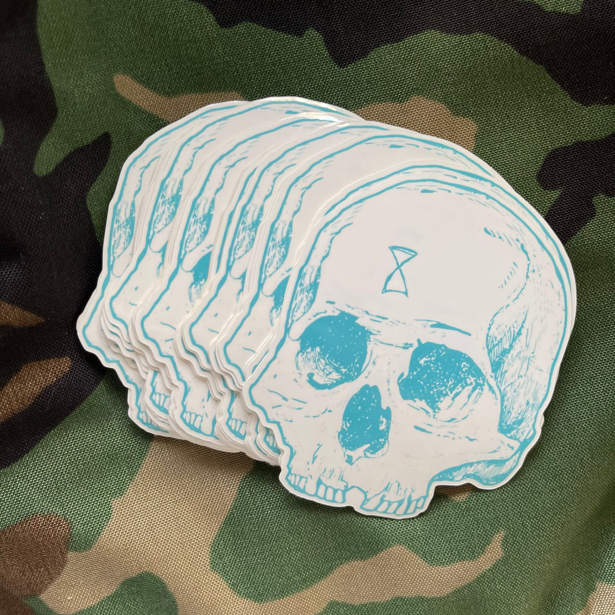 In Preparation sticker White/Aqua – UNKWN8